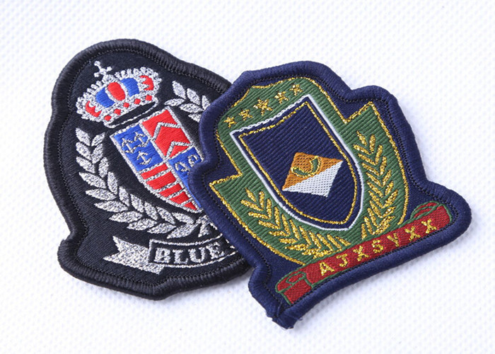 Custom Embroidered Military Patches Beret Cap Badge , Cool Military Hat ...